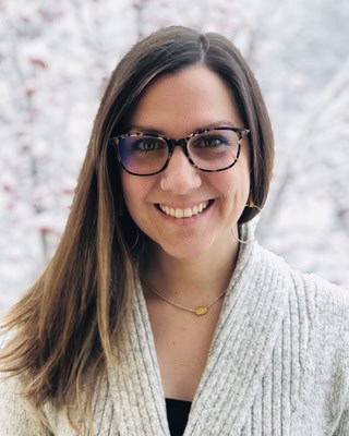 Chelsea Choat, LCSW - Sensorimotor Psychotherapy Institute