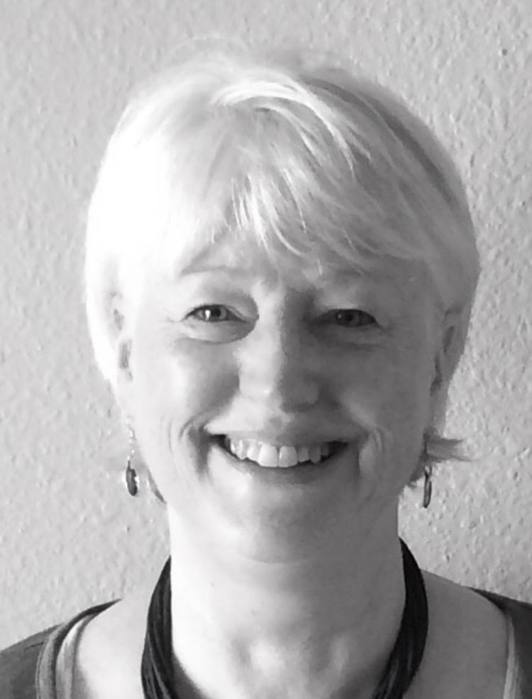 Sally Bubbers MSc UKCP - Sensorimotor Psychotherapy Institute