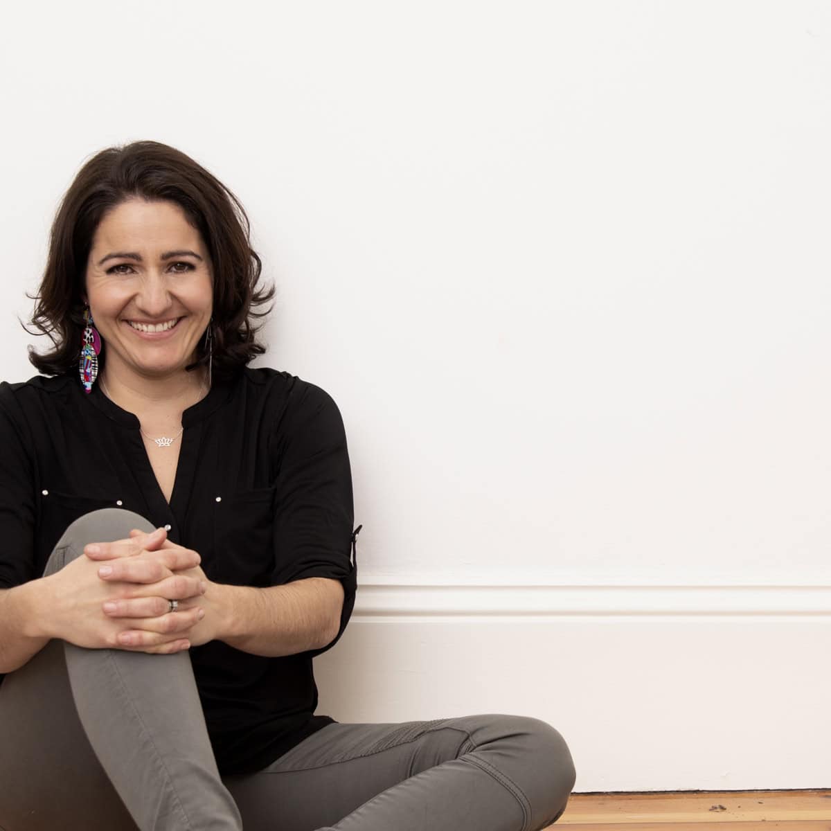 Nikki Lucas Psychotherapist PACFA - Sensorimotor Psychotherapy Institute