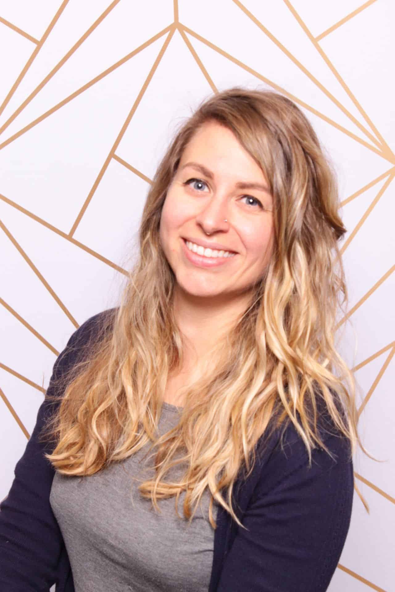 Bethany Feret, LCSW LAC - Sensorimotor Psychotherapy Institute