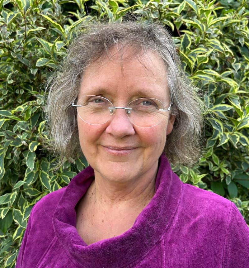 Catherine Cook - Sensorimotor Psychotherapy Institute